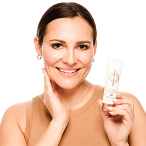 Sheer Genius Mineral Sunscreen + Moisture SPF 50